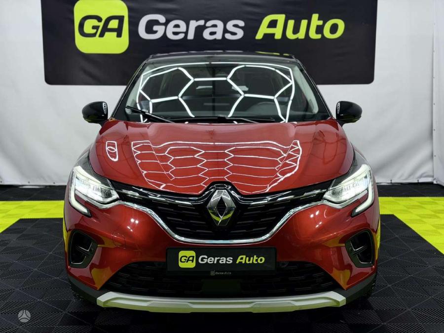 Sarkans Renault Captur 2021 Viļņa, ar dzinēja tilpumu 1.60 L un nobraukumu 123 tūkst. km par 13950 €, foto 2 vietnē AUTOMOTO.COM.LV