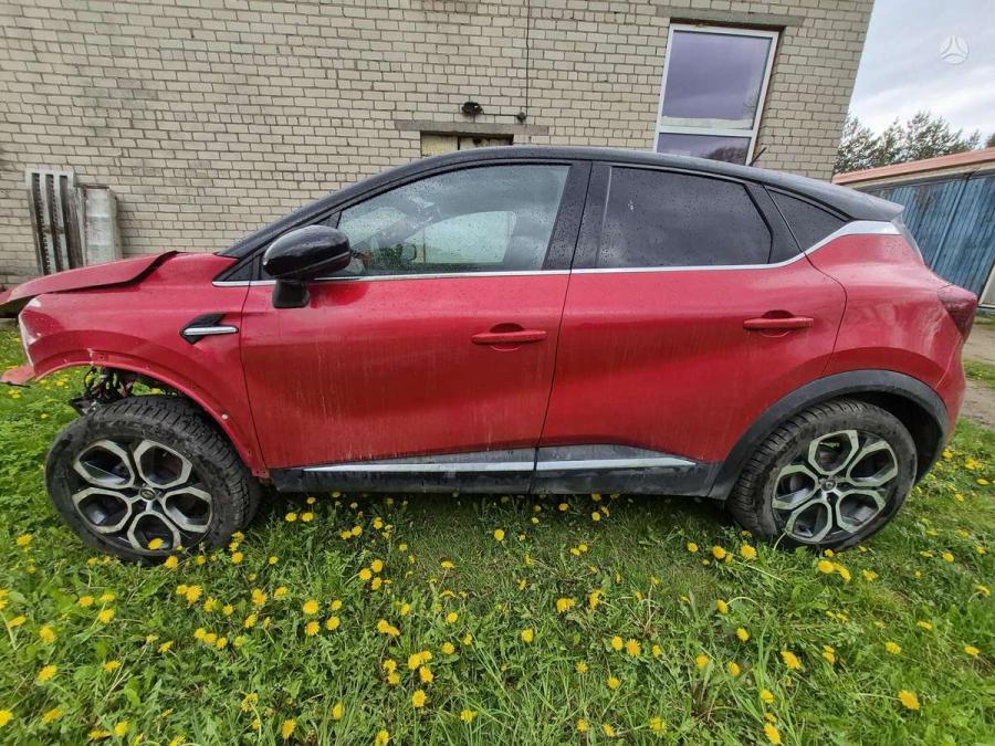 Red Renault Captur 2021 in Klaipeda, with an engine capacity of 1.50 L and mileage of 0 thousand km for 4199 €, photo 8 on AUTOMOTO.COM.LV