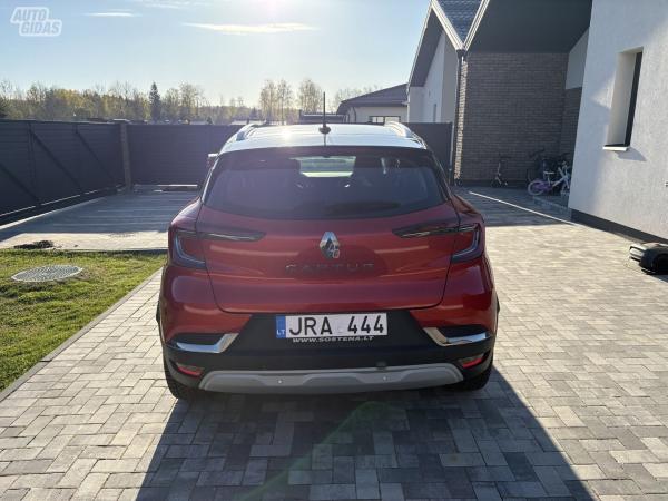 Red Renault Captur 2022 in Vilnius, with an engine capacity of 1.30 L and mileage of 43 thousand km for 18500 €, photo 4 on AUTOMOTO.COM.LV
