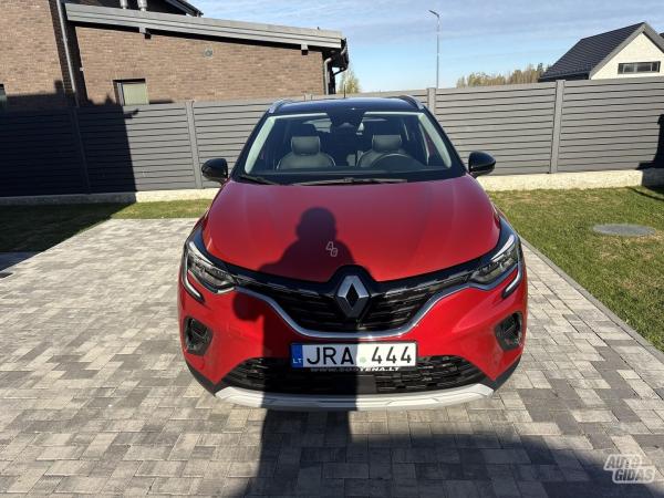 Red Renault Captur 2022 in Vilnius, with an engine capacity of 1.30 L and mileage of 43 thousand km for 18500 €, photo 8 on AUTOMOTO.COM.LV