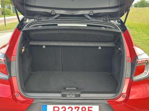Red Renault Captur 2024 in Klaipeda, with an engine capacity of 1.33 L and mileage of 17 thousand km for 18500 €, photo 24 on AUTOMOTO.COM.LV