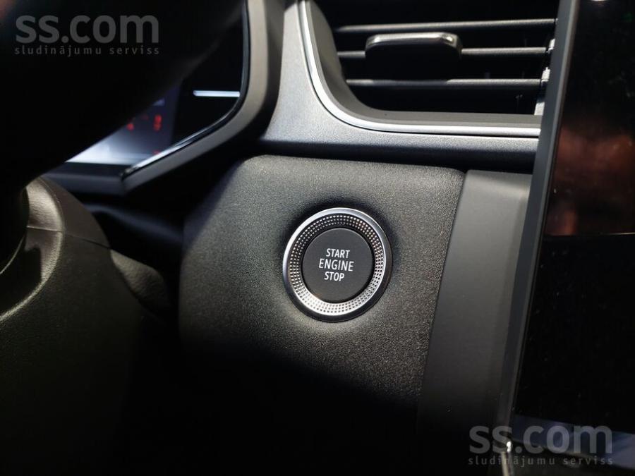 Red Renault Captur 2026 in Daugavpils, with an engine capacity of 1.30 L and mileage of 10 thousand km for 24940 €, photo 18 on AUTOMOTO.COM.LV