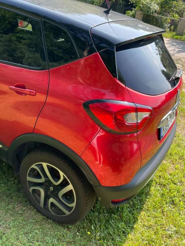 Red Renault Captur 2016 in Vilnius, with an engine capacity of 1.20 L and mileage of 195 thousand km for 5500 €, photo 5 on AUTOMOTO.COM.LV