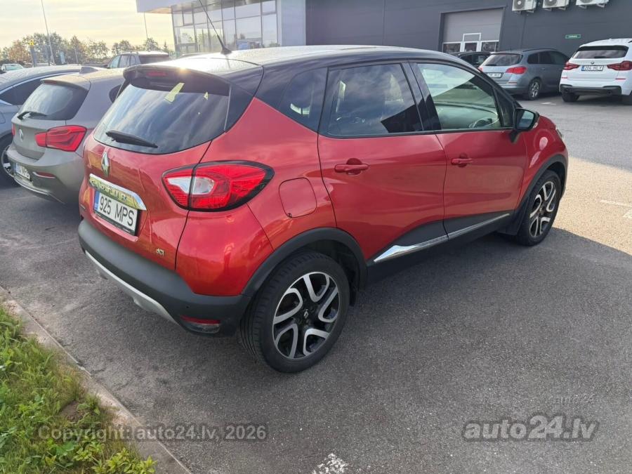 Sarkans Renault Captur 2016 Tallina, ar dzinēja tilpumu 1.50 L un nobraukumu 155 tūkst. km par 6990 €, foto 3 vietnē AUTOMOTO.COM.LV