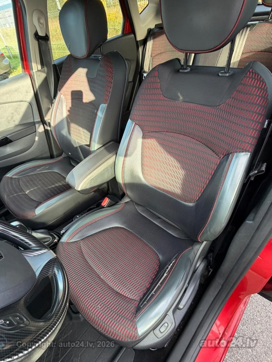 Sarkans Renault Captur 2016 Tallina, ar dzinēja tilpumu 1.50 L un nobraukumu 155 tūkst. km par 6990 €, foto 9 vietnē AUTOMOTO.COM.LV