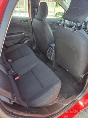 Sarkans Renault Captur 2021 Rīga, ar dzinēja tilpumu 1.00 L un nobraukumu 89 tūkst. km par 13100 €, foto 11 vietnē AUTOMOTO.COM.LV