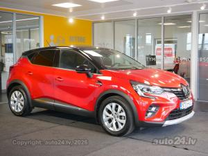 Red Renault Captur 2021 in Tallinn, with an engine capacity of 1.33 L and mileage of 39 thousand km for 15900 €, photo  on AUTOMOTO.COM.LV