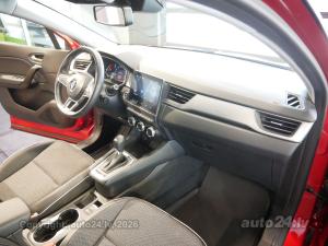Red Renault Captur 2021 in Tallinn, with an engine capacity of 1.33 L and mileage of 39 thousand km for 15900 €, photo 11 on AUTOMOTO.COM.LV