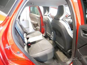 Red Renault Captur 2021 in Tallinn, with an engine capacity of 1.33 L and mileage of 39 thousand km for 15900 €, photo 12 on AUTOMOTO.COM.LV