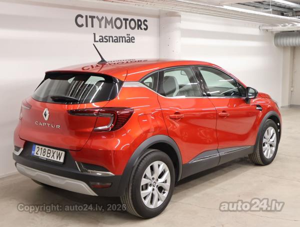 Sarkans Renault Captur 2022 Tallina, ar dzinēja tilpumu 1.30 L un nobraukumu 90 tūkst. km par 14900 €, foto 6 vietnē AUTOMOTO.COM.LV