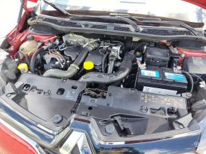 Sarkans Renault Captur 2016 Prienai, ar dzinēja tilpumu 1.50 L un nobraukumu 242 tūkst. km par 5350 €, foto 17 vietnē AUTOMOTO.COM.LV