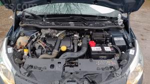 Violet Renault Captur 2017 in Cesis, with an engine capacity of 1.50 L and mileage of 172 thousand km for 8250 €, photo 14 on AUTOMOTO.COM.LV