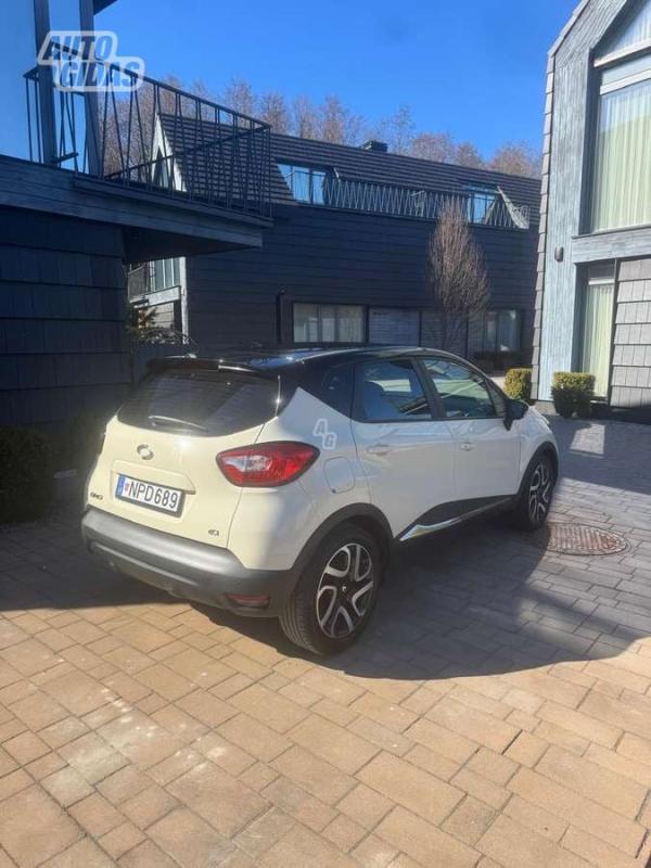 Balts Renault Captur 2013 Aukštieji Rusokai, ar dzinēja tilpumu 1.50 L un nobraukumu 225 tūkst. km par 6100 €, foto 7 vietnē AUTOMOTO.COM.LV