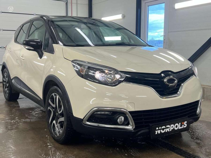 White Renault Captur 2015 in Vilnius, with an engine capacity of 1.46 L and mileage of 256 thousand km for 6100 €, photo 5 on AUTOMOTO.COM.LV