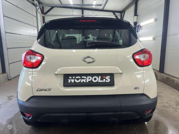 White Renault Captur 2015 in Vilnius, with an engine capacity of 1.46 L and mileage of 256 thousand km for 6100 €, photo 6 on AUTOMOTO.COM.LV