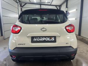 White Renault Captur 2015 in Vilnius, with an engine capacity of 1.46 L and mileage of 256 thousand km for 6100 €, photo 6 on AUTOMOTO.COM.LV