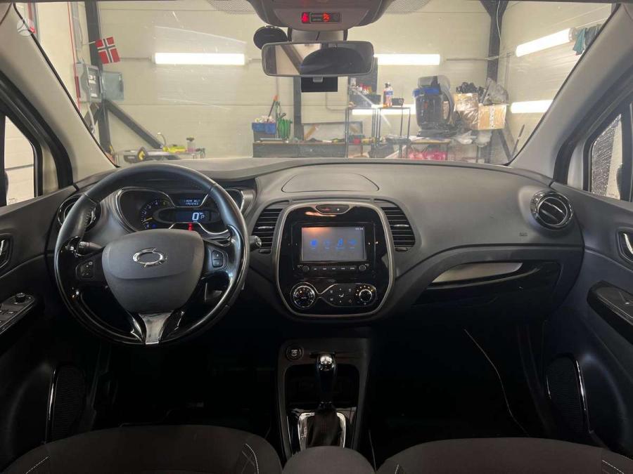 White Renault Captur 2015 in Vilnius, with an engine capacity of 1.46 L and mileage of 256 thousand km for 6100 €, photo 15 on AUTOMOTO.COM.LV