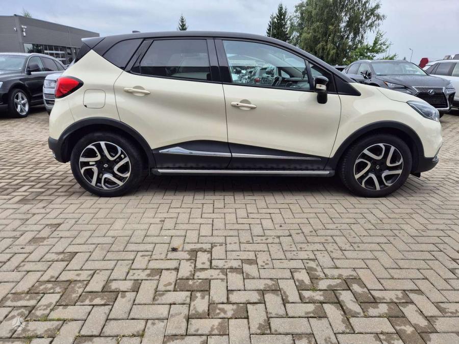 Balts Renault Captur 2015 Viļņa, ar dzinēja tilpumu 1.46 L un nobraukumu 362 tūkst. km par 5500 €, foto 4 vietnē AUTOMOTO.COM.LV