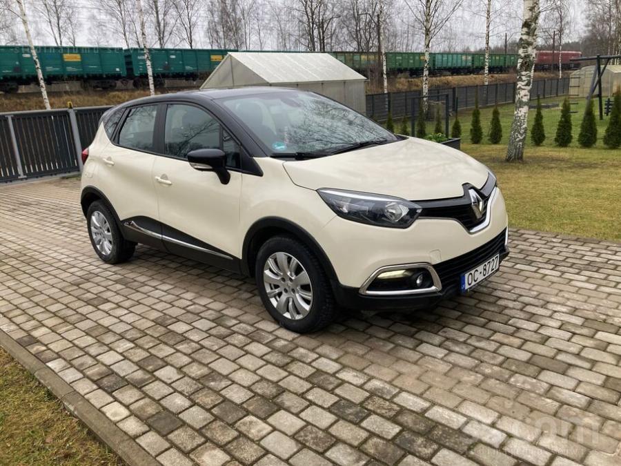 White Renault Captur 2016 in Ogre, with an engine capacity of 1.50 L and mileage of 190 thousand km for 8250 €, photo 3 on AUTOMOTO.COM.LV