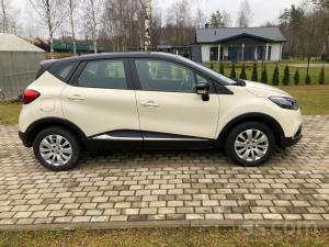 White Renault Captur 2016 in Ogre, with an engine capacity of 1.50 L and mileage of 190 thousand km for 8250 €, photo 4 on AUTOMOTO.COM.LV