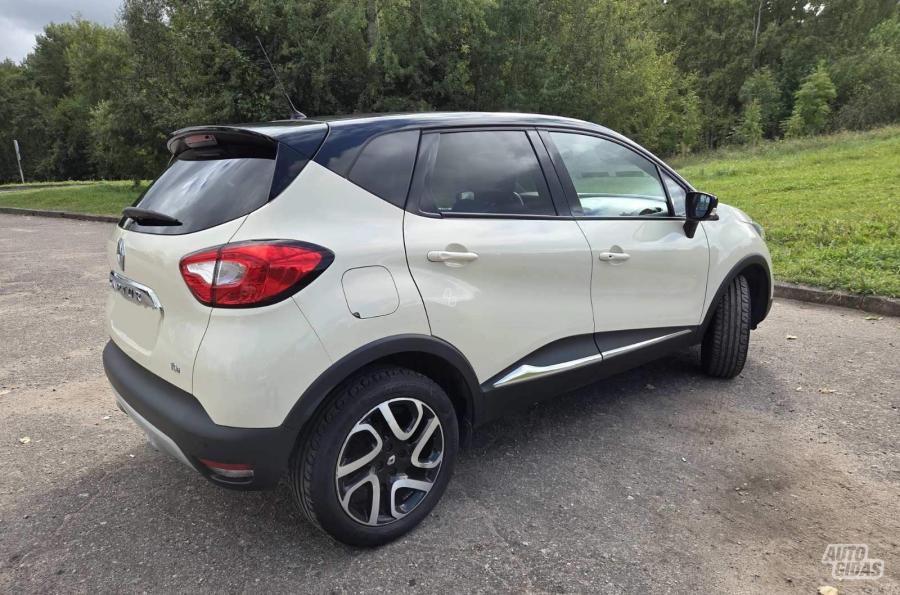 White Renault Captur 2016 in Kaunas, with an engine capacity of 0.90 L and mileage of 100 thousand km for 6500 €, photo 4 on AUTOMOTO.COM.LV