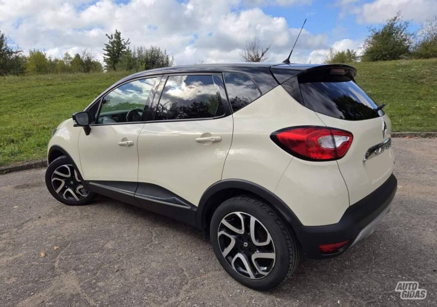Balts Renault Captur 2016 Kauņa, ar dzinēja tilpumu 0.90 L un nobraukumu 100 tūkst. km par 6500 €, foto 2 vietnē AUTOMOTO.COM.LV