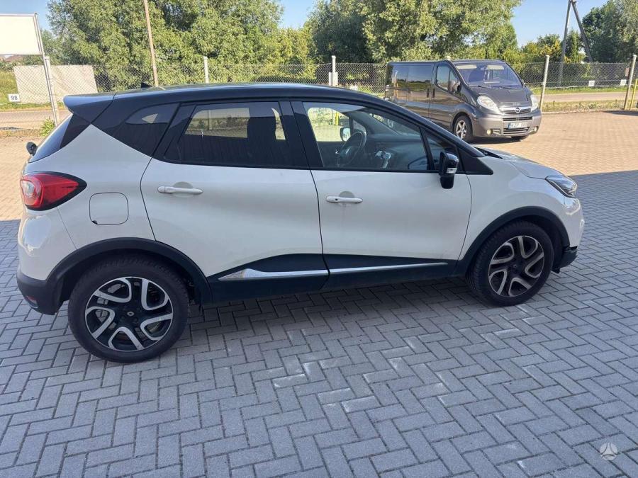 Balts Renault Captur 2016 Tauragė, ar dzinēja tilpumu 0.90 L un nobraukumu 180 tūkst. km par 4300 €, foto 7 vietnē AUTOMOTO.COM.LV