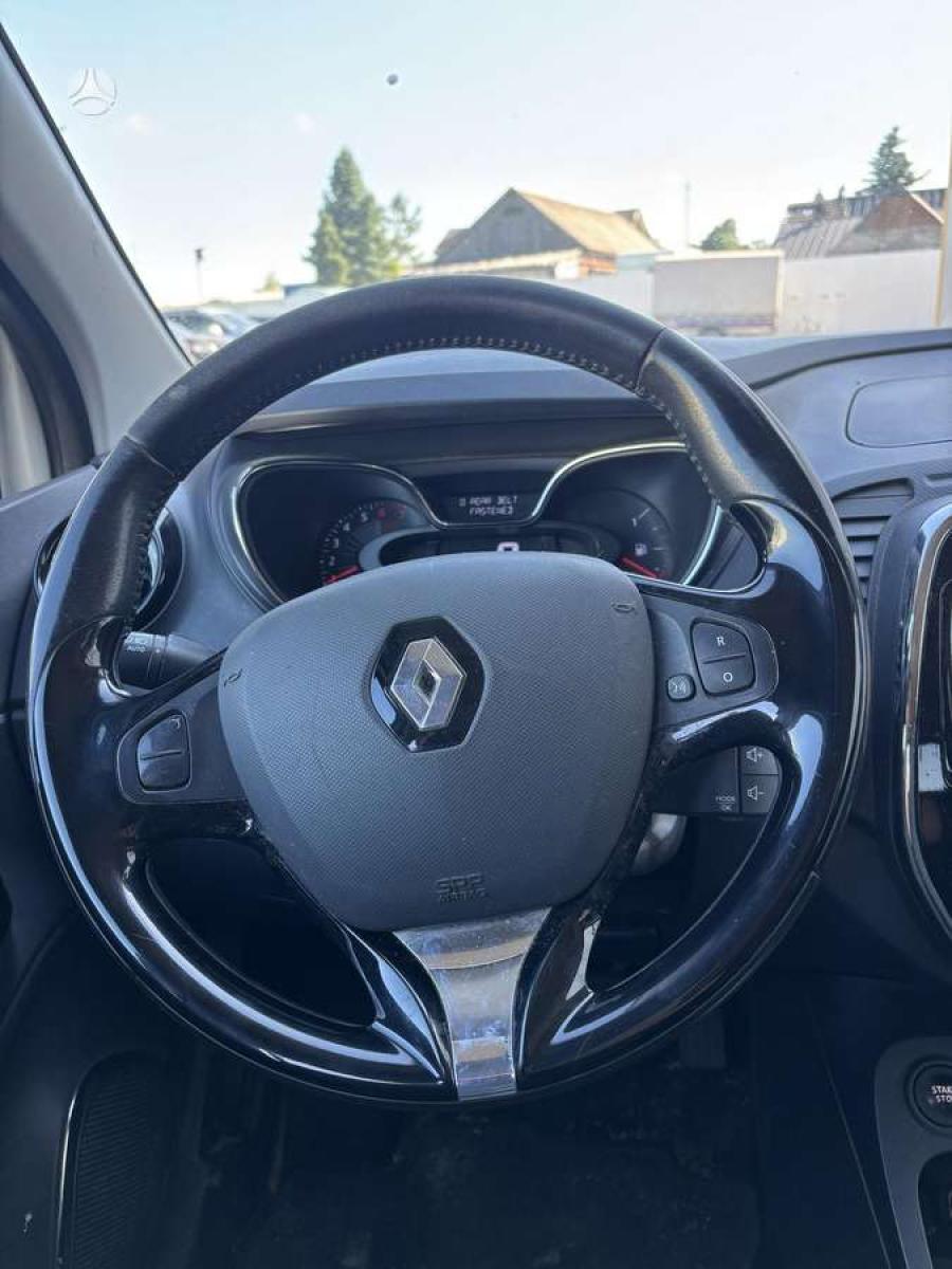 Balts Renault Captur 2016 Tauragė, ar dzinēja tilpumu 0.90 L un nobraukumu 180 tūkst. km par 4300 €, foto 18 vietnē AUTOMOTO.COM.LV