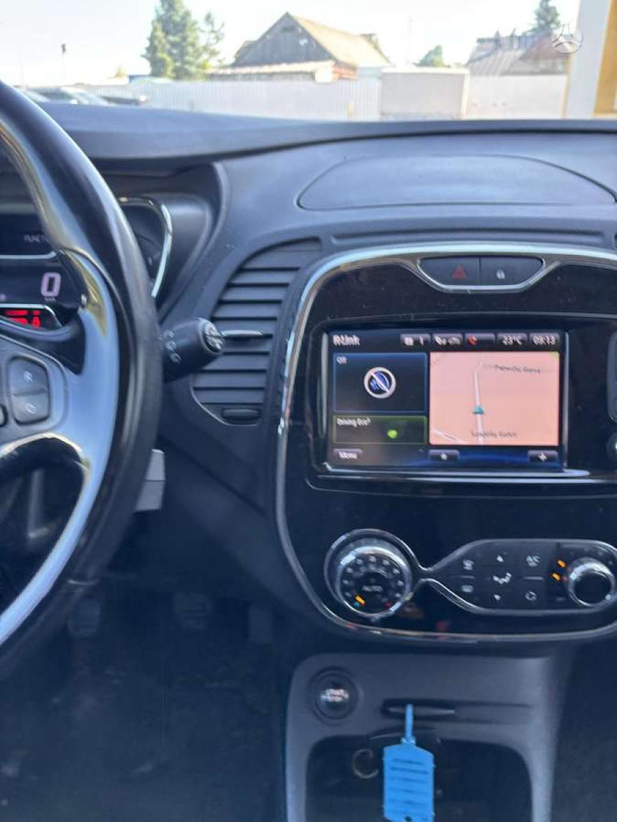 Balts Renault Captur 2016 Tauragė, ar dzinēja tilpumu 0.90 L un nobraukumu 180 tūkst. km par 4300 €, foto 19 vietnē AUTOMOTO.COM.LV