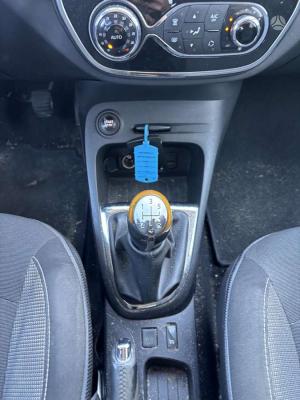 Balts Renault Captur 2016 Tauragė, ar dzinēja tilpumu 0.90 L un nobraukumu 180 tūkst. km par 4300 €, foto 20 vietnē AUTOMOTO.COM.LV