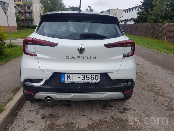 White Renault Captur 2021 in Riga, with an engine capacity of 1.30 L and mileage of 51 thousand km for 16000 €, photo 4 on AUTOMOTO.COM.LV