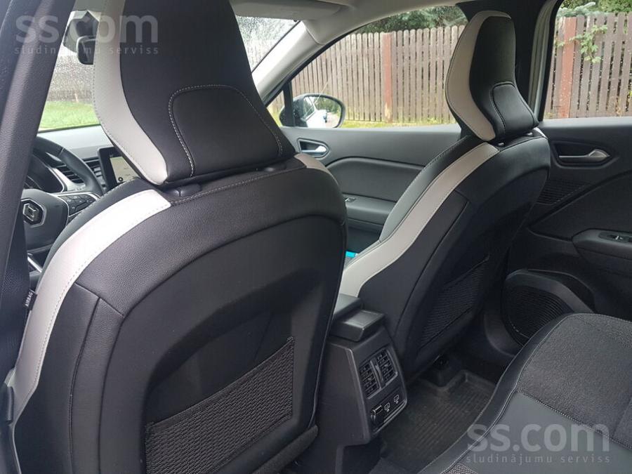 White Renault Captur 2021 in Riga, with an engine capacity of 1.30 L and mileage of 51 thousand km for 16000 €, photo 9 on AUTOMOTO.COM.LV