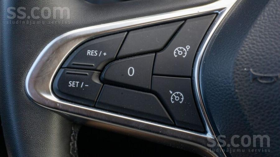 Balts Renault Captur 2022 Rīga, ar dzinēja tilpumu 1.60 L un nobraukumu 25 tūkst. km par 19990 €, foto 26 vietnē AUTOMOTO.COM.LV