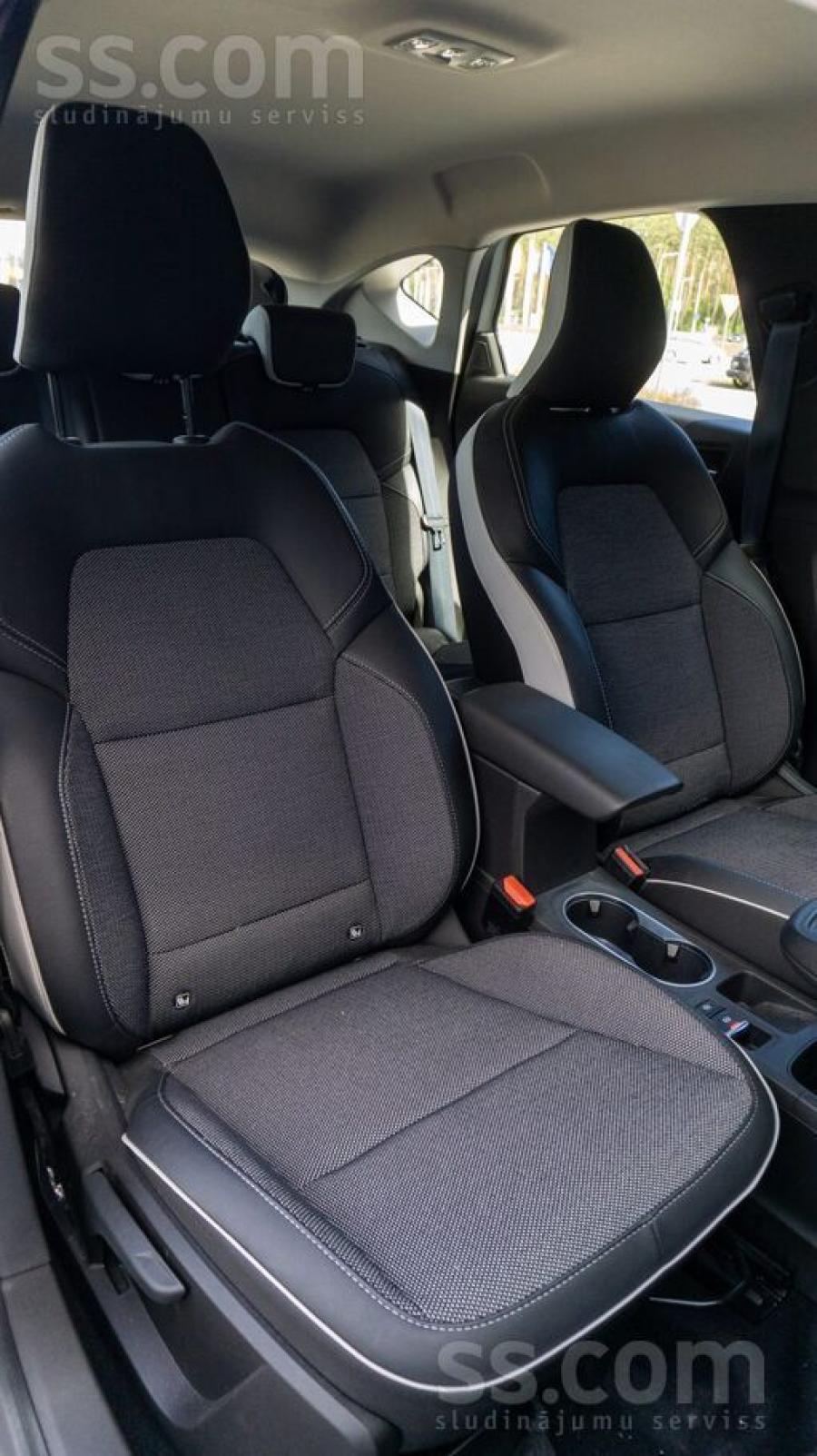 Balts Renault Captur 2022 Rīga, ar dzinēja tilpumu 1.60 L un nobraukumu 25 tūkst. km par 19990 €, foto 31 vietnē AUTOMOTO.COM.LV