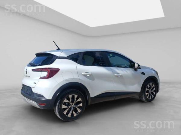 Balts Renault Captur 2022 Rīga, ar dzinēja tilpumu 1.60 L un nobraukumu 153 tūkst. km par 12990 €, foto 5 vietnē AUTOMOTO.COM.LV