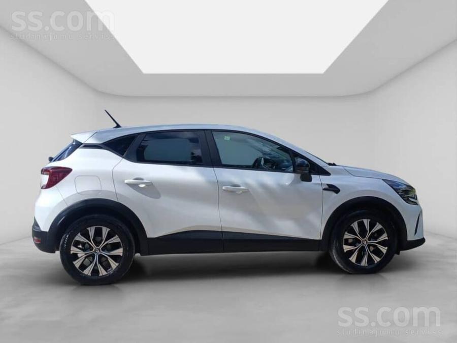 White Renault Captur 2022 in Riga, with an engine capacity of 1.60 L and mileage of 153 thousand km for 12990 €, photo 7 on AUTOMOTO.COM.LV