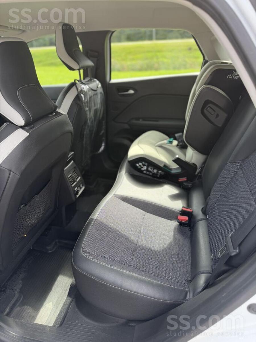 Balts Renault Captur 2022 Jelgava, ar dzinēja tilpumu 1.30 L un nobraukumu 50 tūkst. km par 18200 €, foto 11 vietnē AUTOMOTO.COM.LV