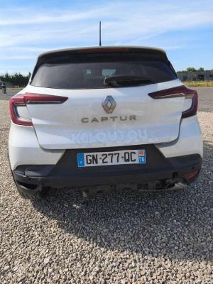 White Renault Captur 2023 in Taurage, with an engine capacity of 1.00 L and mileage of 55 thousand km for 6900 €, photo 5 on AUTOMOTO.COM.LV