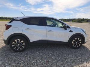 White Renault Captur 2023 in Taurage, with an engine capacity of 1.00 L and mileage of 55 thousand km for 6900 €, photo 6 on AUTOMOTO.COM.LV