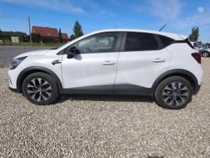 White Renault Captur 2023 in Taurage, with an engine capacity of 1.00 L and mileage of 55 thousand km for 6900 €, photo 7 on AUTOMOTO.COM.LV