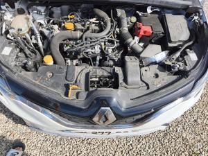 White Renault Captur 2023 in Taurage, with an engine capacity of 1.00 L and mileage of 55 thousand km for 6900 €, photo 18 on AUTOMOTO.COM.LV