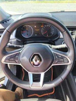 White Renault Captur 2023 in Taurage, with an engine capacity of 1.00 L and mileage of 55 thousand km for 6900 €, photo 22 on AUTOMOTO.COM.LV