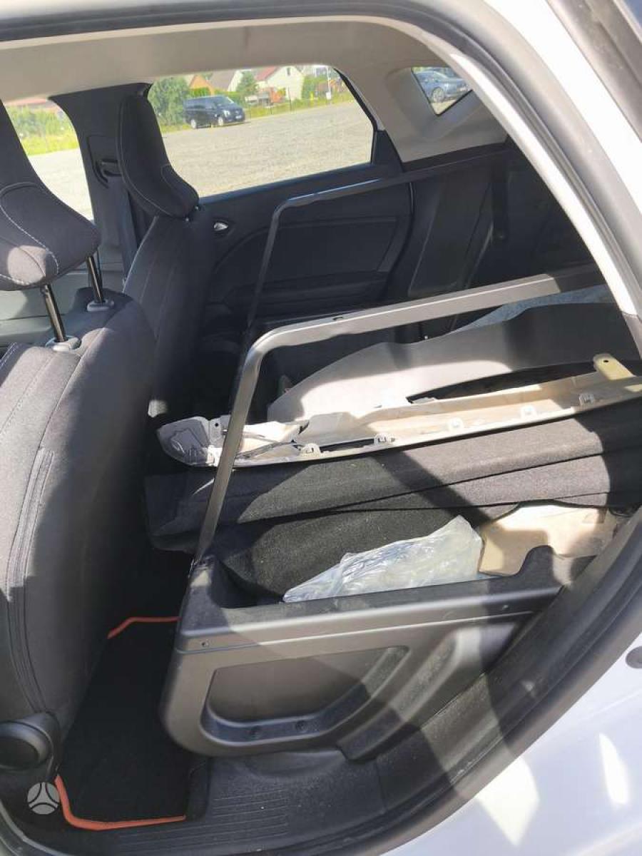 White Renault Captur 2023 in Taurage, with an engine capacity of 1.00 L and mileage of 55 thousand km for 6900 €, photo 29 on AUTOMOTO.COM.LV
