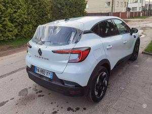 White Renault Captur 2024 in Kaunas, with an engine capacity of 1.00 L and mileage of 16 thousand km for 8200 €, photo 40 on AUTOMOTO.COM.LV