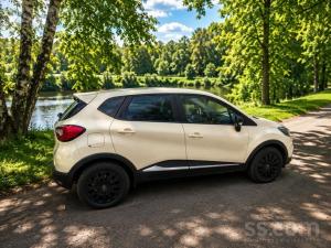 Balts Renault Captur 2015 Rīga, ar dzinēja tilpumu 1.20 L un nobraukumu 180 tūkst. km par 5500 €, foto 4 vietnē AUTOMOTO.COM.LV