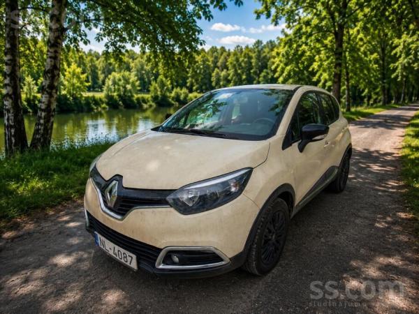White Renault Captur 2015 in Riga, with an engine capacity of 1.20 L and mileage of 180 thousand km for 5500 €, photo 1 on AUTOMOTO.COM.LV