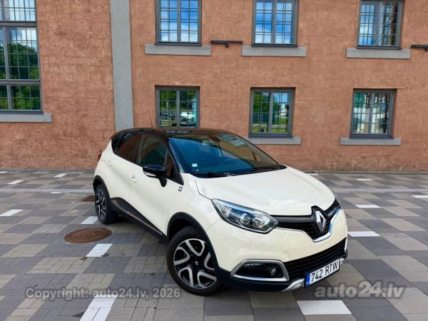White Renault Captur 2015 in Tallinn, with an engine capacity of 1.20 L and mileage of 125 thousand km for 7999 €, photo 5 on AUTOMOTO.COM.LV