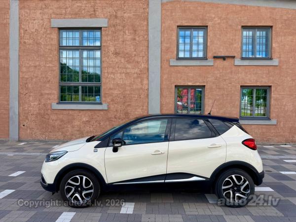 White Renault Captur 2015 in Tallinn, with an engine capacity of 1.20 L and mileage of 125 thousand km for 7999 €, photo 9 on AUTOMOTO.COM.LV