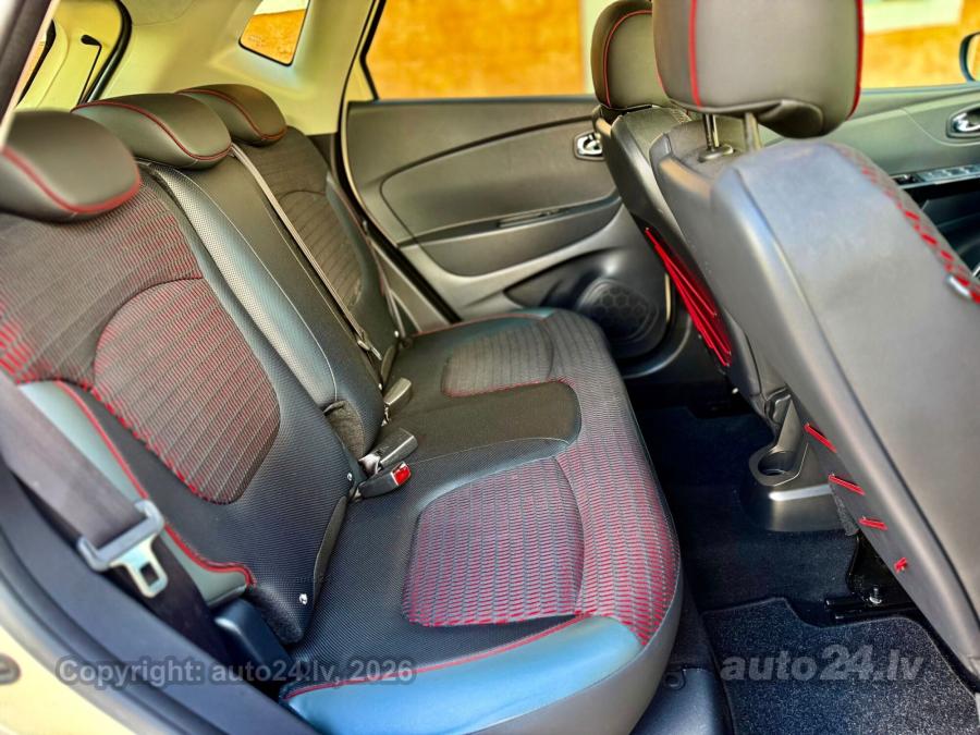 Balts Renault Captur 2015 Tallina, ar dzinēja tilpumu 1.20 L un nobraukumu 125 tūkst. km par 7999 €, foto 19 vietnē AUTOMOTO.COM.LV