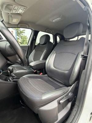 Balts Renault Captur 2017 Tauragė, ar dzinēja tilpumu 1.20 L un nobraukumu 129 tūkst. km par 6600 €, foto 32 vietnē AUTOMOTO.COM.LV